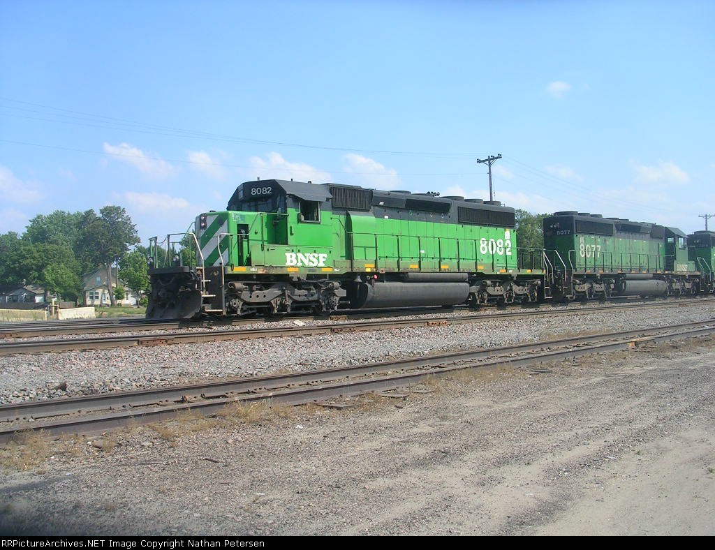 BNSF 8082